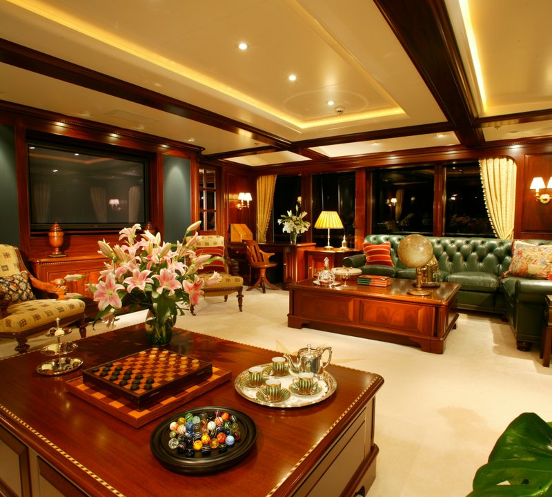 PARAFFIN Yacht Charter Details, Feadship | CHARTERWORLD Luxury Superyachts